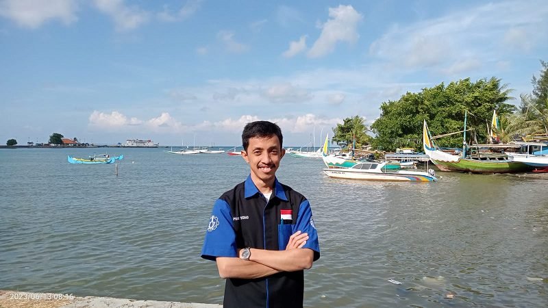 TIM DOSEN ITS CIPTAKAN INOVASI FREEZER PANEL SURYA UNTUK NELAYAN BAWEAN ...