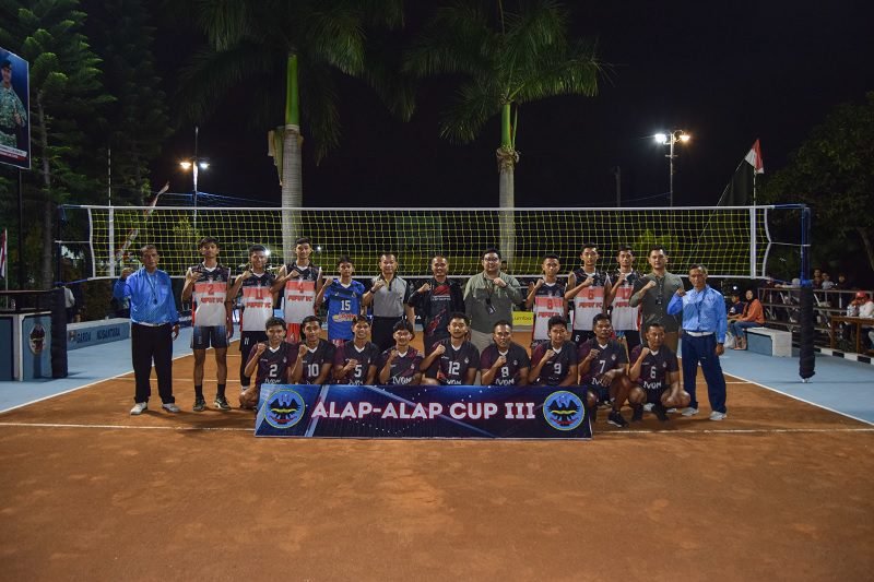 MERIAHNYA TURNAMEN VOLI HUT KE-68 BATALYON ARHANUD 2/ABW/2 KOSTRAD ...