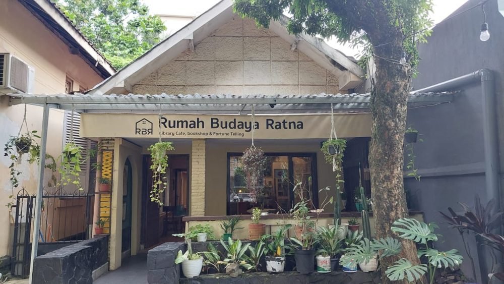 RUMAH BUDAYA RATNA, SEBUAH OASE KREATIVITAS DAN LITERASI DI KOTA MALANG - Siarindo Media